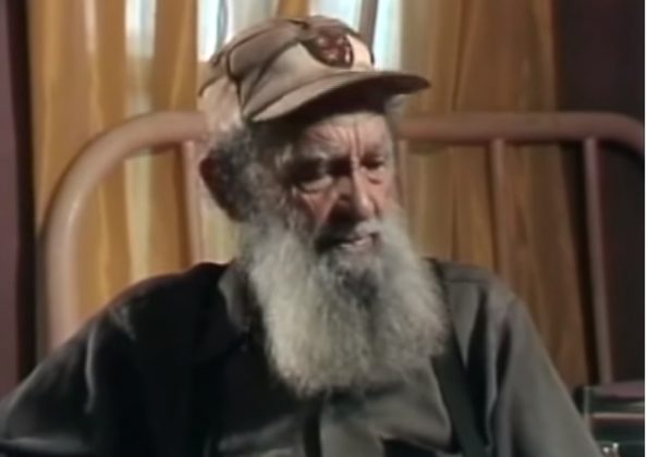 Old Man Sing Better Than These New Artists : Sunnies Days